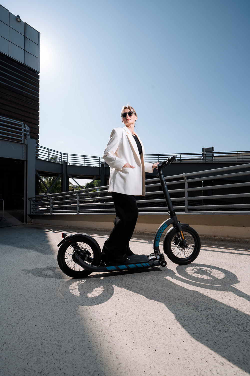 About SWAN – SWAN | Folding e-scooter with big wheels